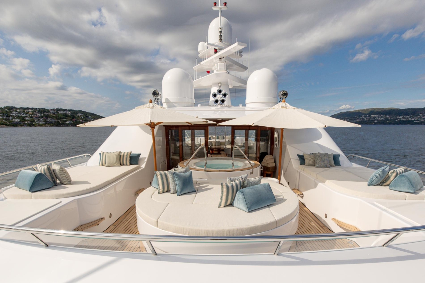 Yacht NECTAR, Feadship | CHARTERWORLD Luxury Superyacht Charters